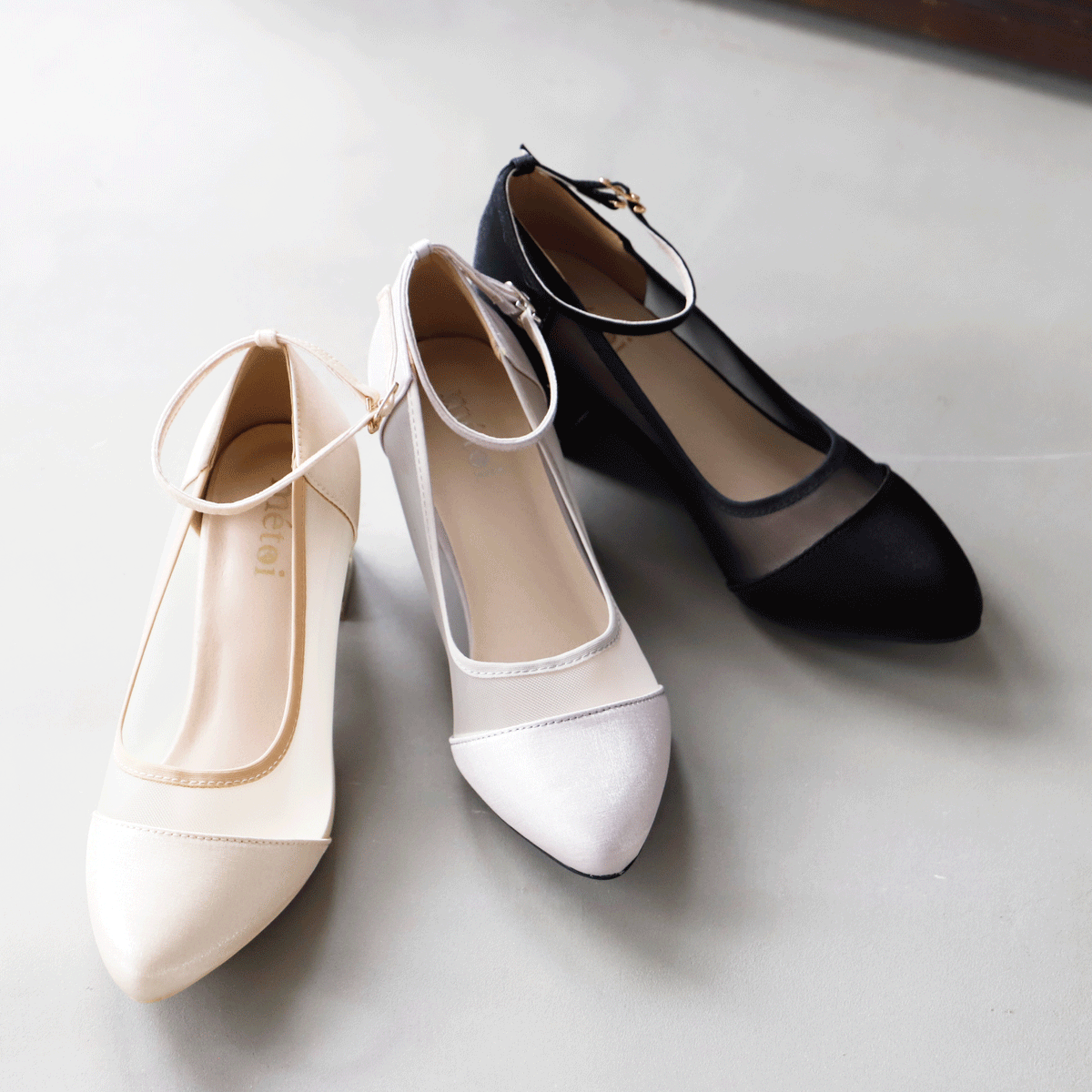 19-2229 グリッターチャンキーヒールシアパンプス – métoi